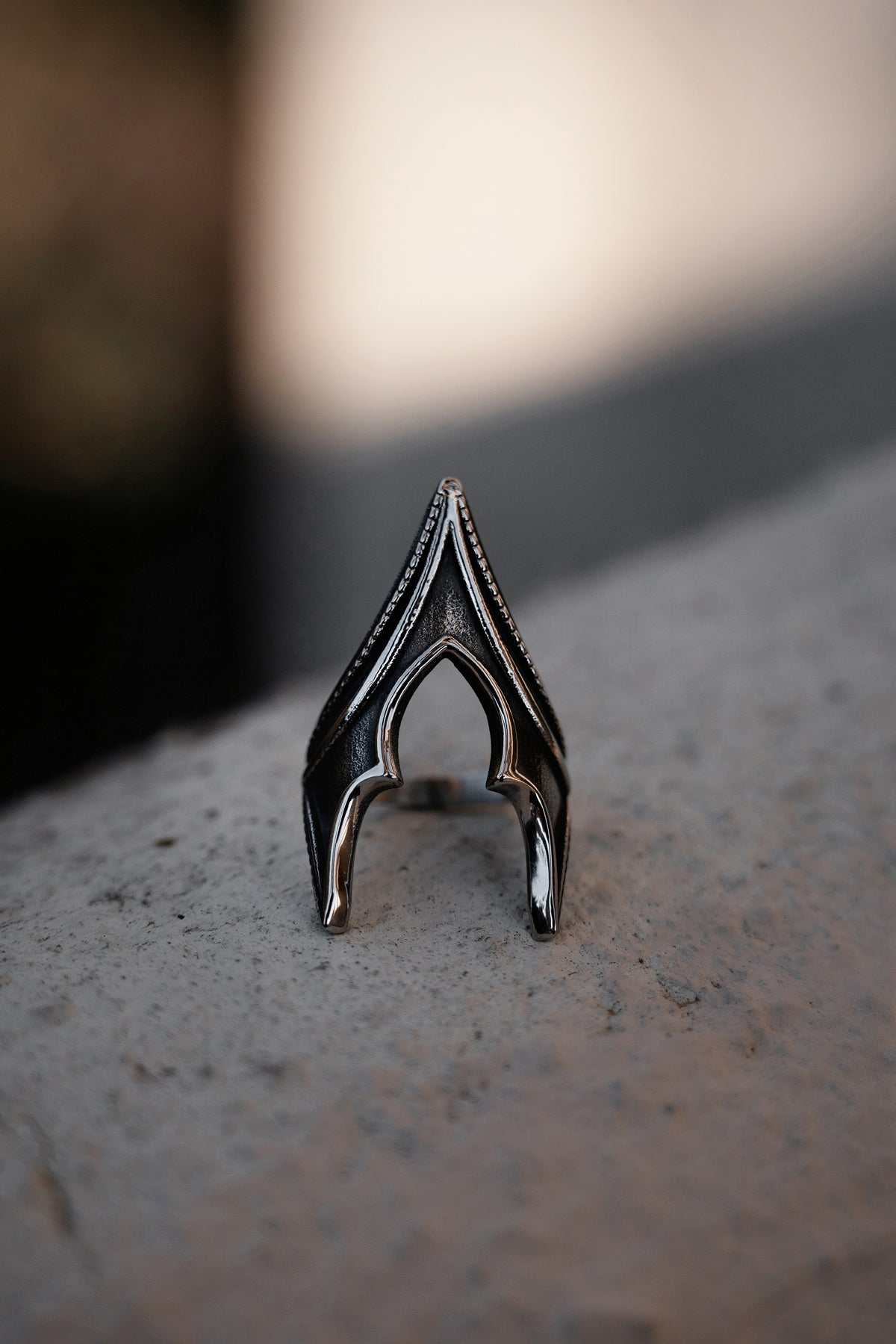 Stonecarver Ring | Lively Ghosts