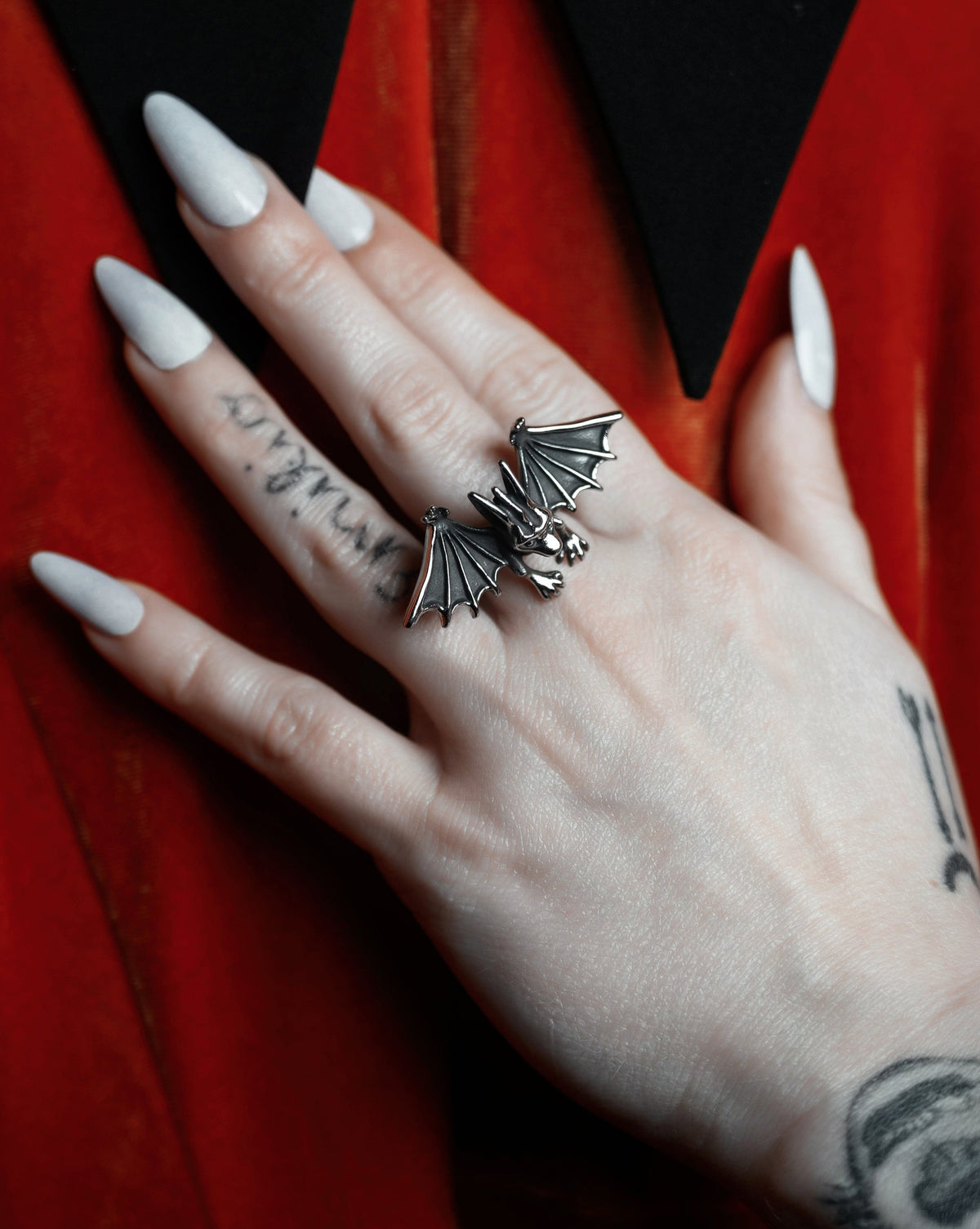 Gothic Guardian Ring | Lively Ghosts