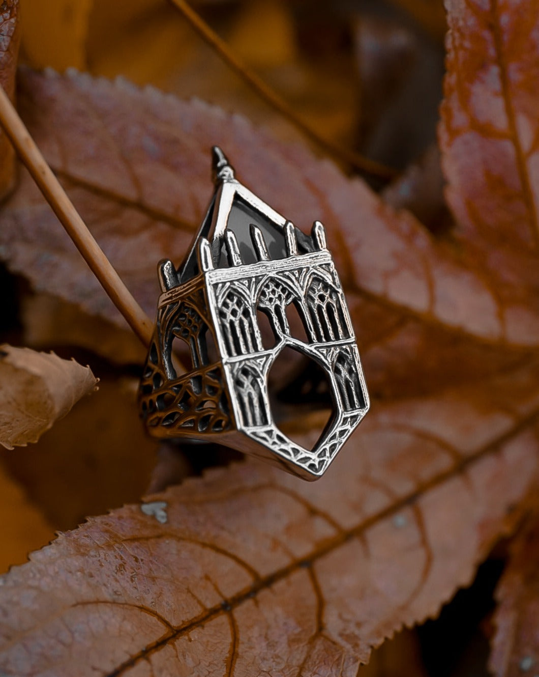Gothique Ring | Lively Ghosts