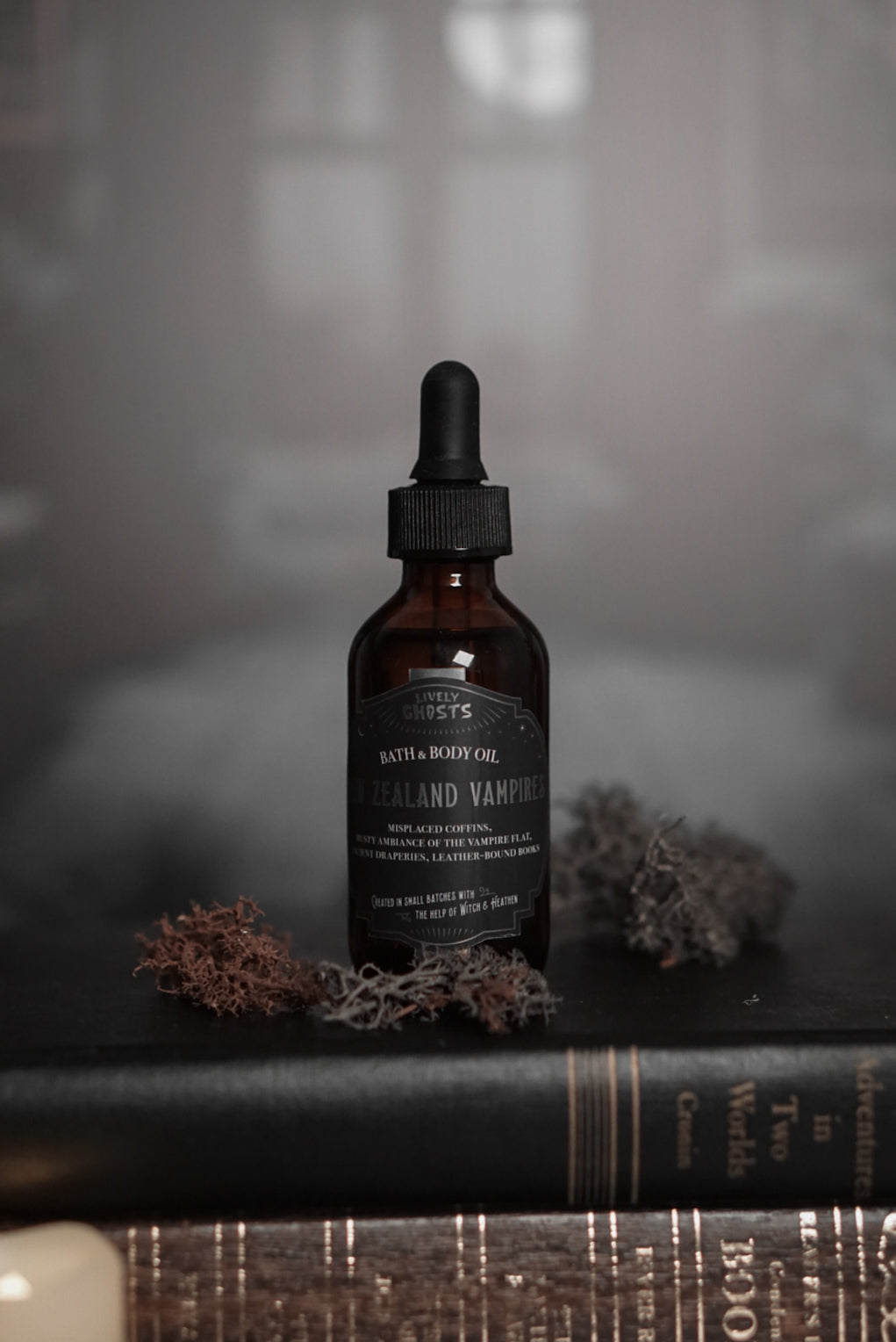 New Zealand Vampires | Bath & Body Oil | Lively Ghosts
